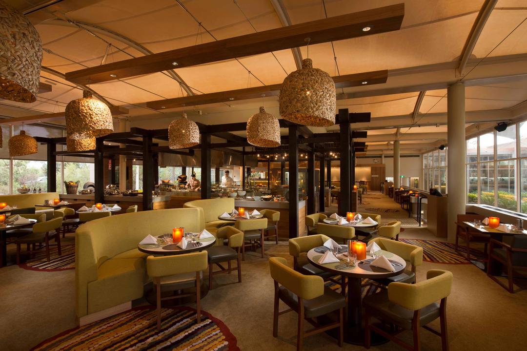 Restaurants & Buffets | Ayers Rock Resort