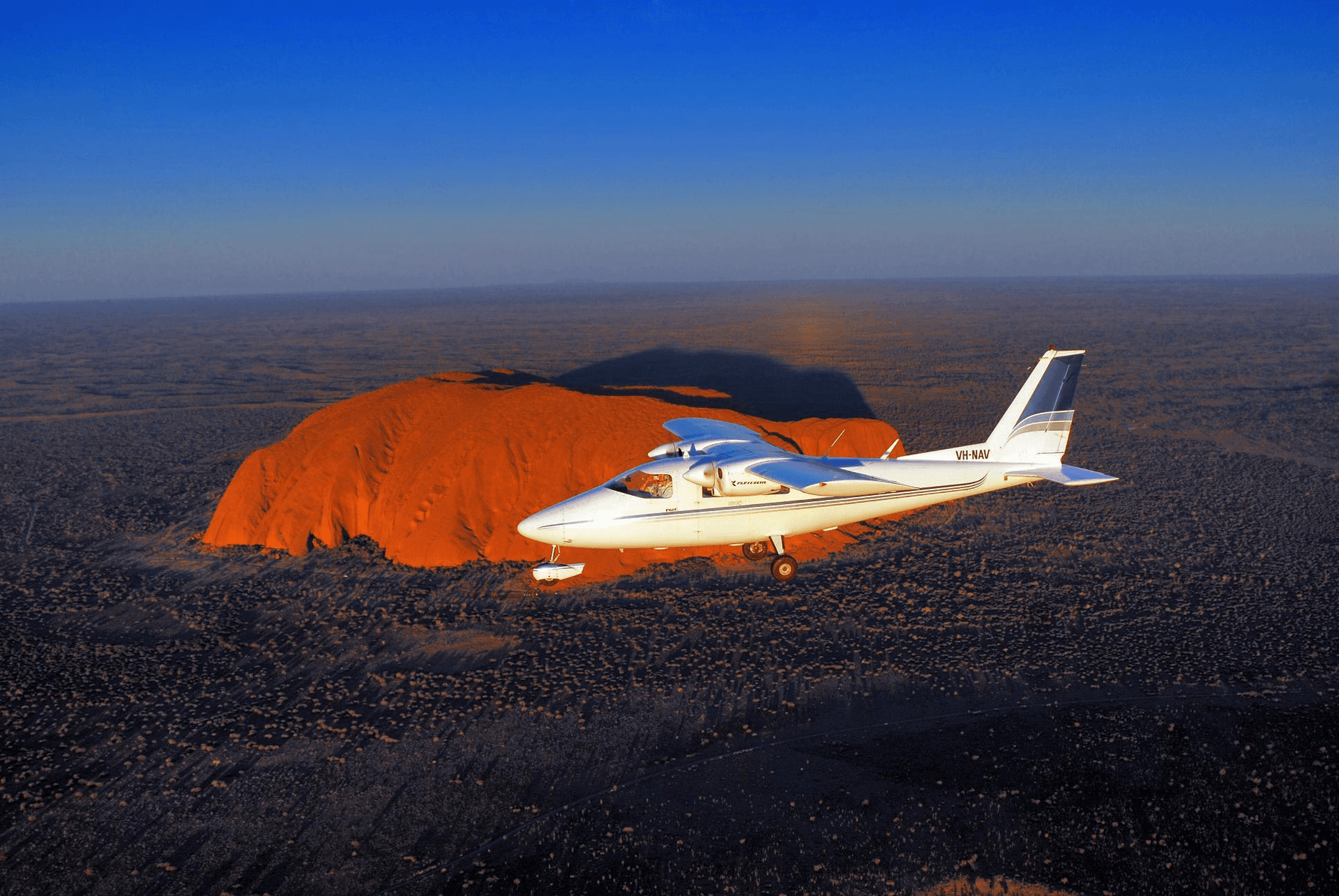 Fly Uluru Tours: Plane & Helicopter | Ayers Rock Resort