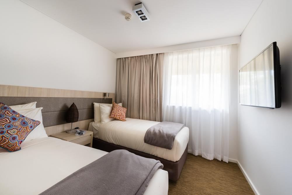 Emu Walk Apartments: Comfort & Style | Ayers Rock Resort