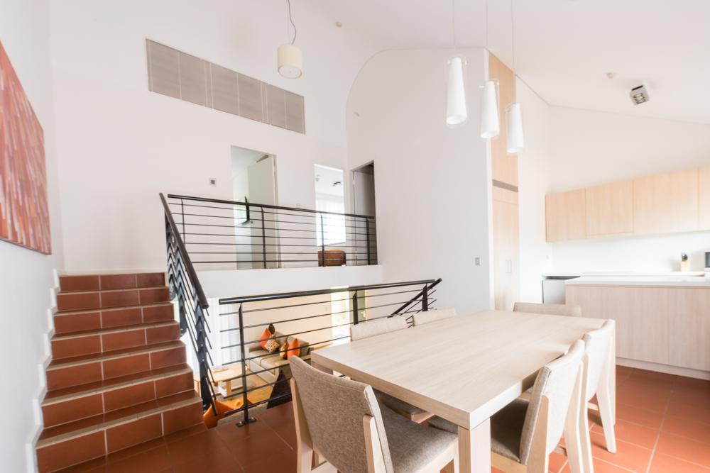 Emu Walk Apartments: Comfort & Style | Ayers Rock Resort