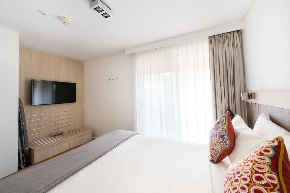 Emu Walk Apartments: Comfort & Style | Ayers Rock Resort