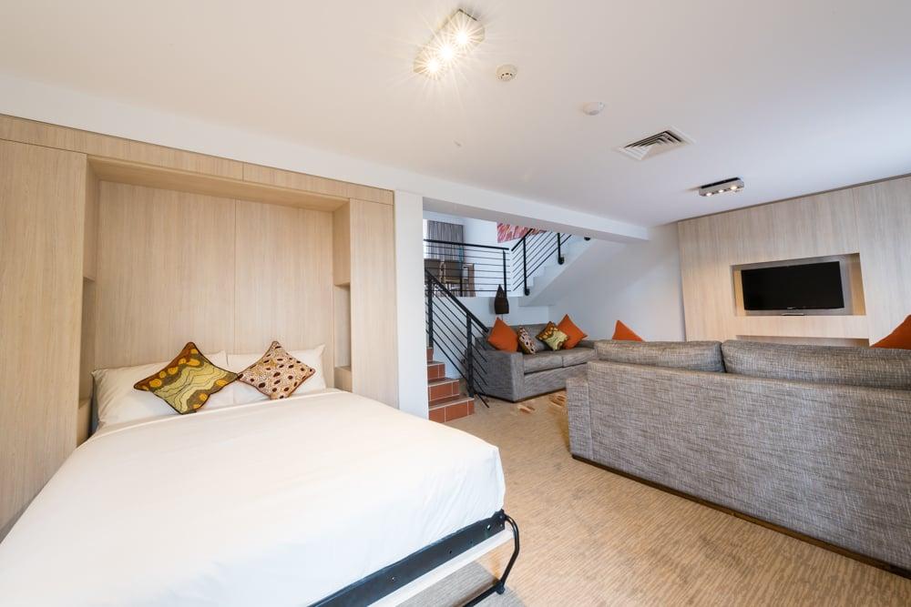 Emu Walk Apartments: Comfort & Style | Ayers Rock Resort