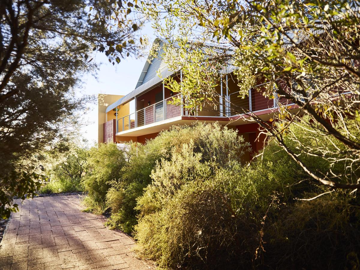 Uluru Accommodation & Stays | Ayers Rock Resort